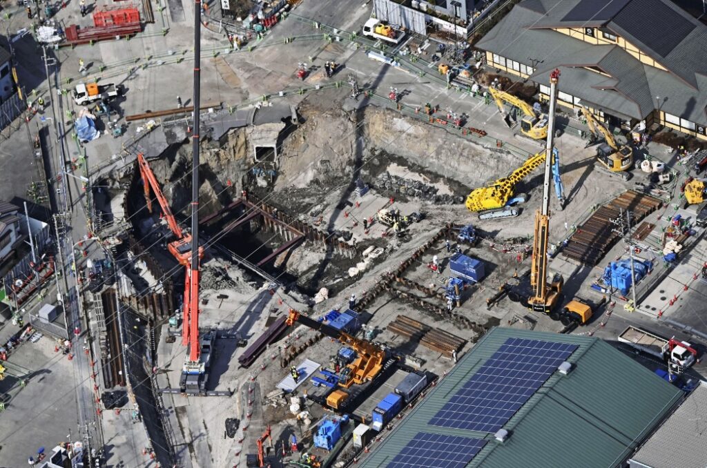 八潮市の道路陥没事故への対応強化、掘削工事もスタート―埼玉県が第5回災害対策本部会議を開催｜八潮市オンライン【やしおん】